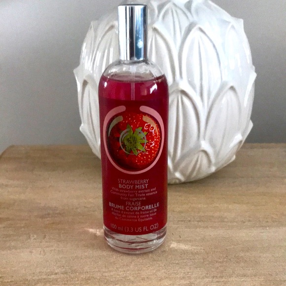 The Body Shop | Bath & Body | The Body Shop Strawberry Body Mist 0 Ml ...